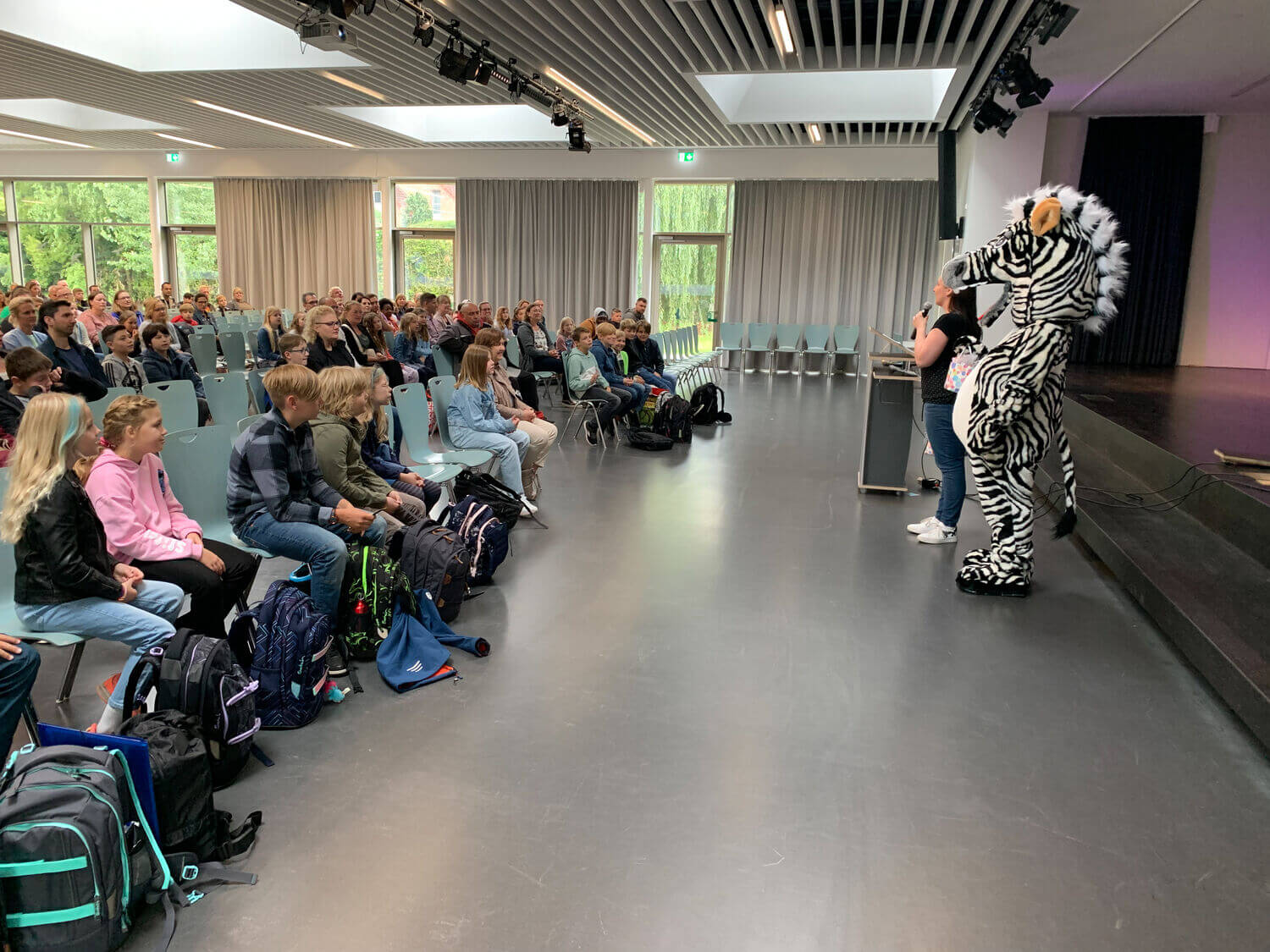 Wir heißen alle neuen Fünftklässler*innen an unserer Schule herzlich willkommen! - Nelson ...